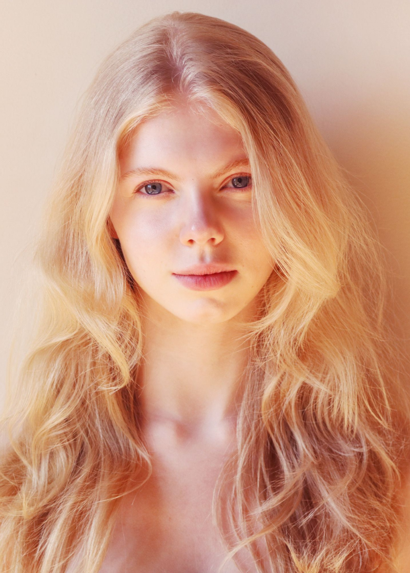 Eline - Innocence Models